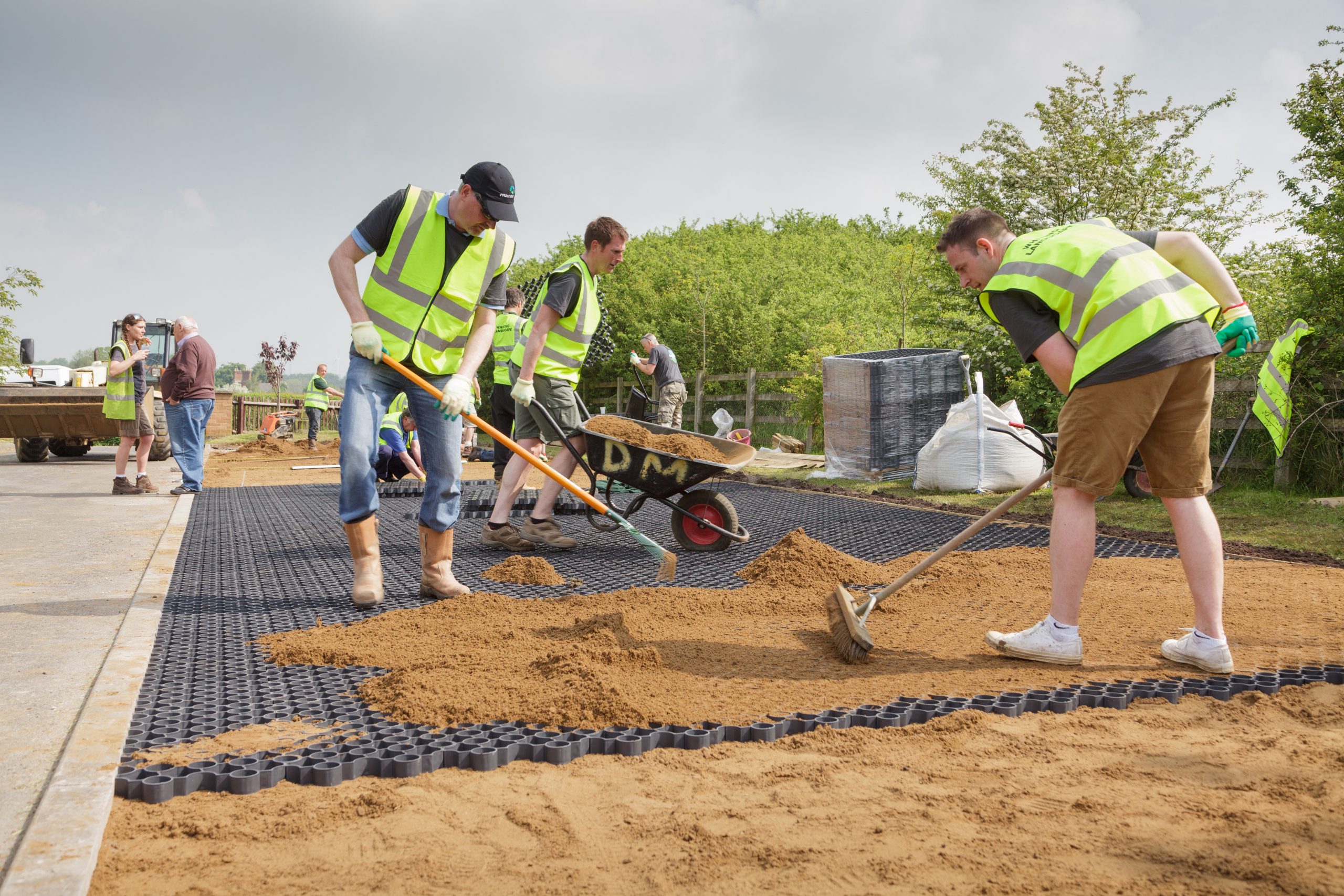 Customers & Communities | Prologis